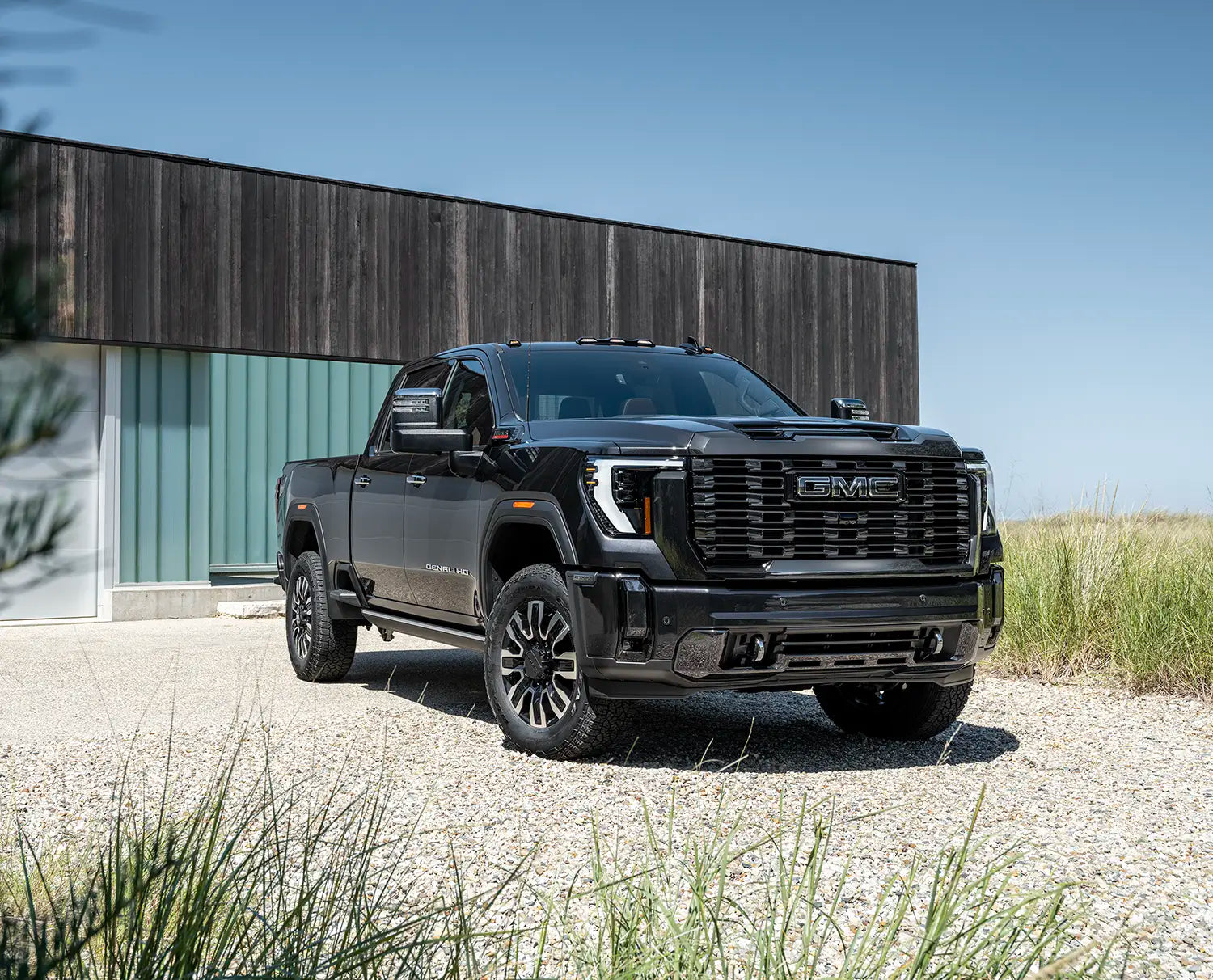 GMC Sierra HD 2500 2024+ – VIP Auto Accessories